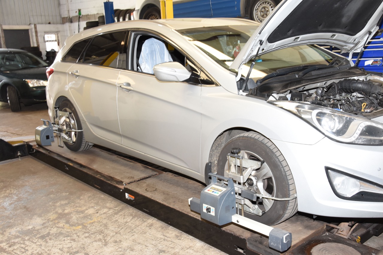4 Wheel Alignment Stockport |Fleetcare Garage Services